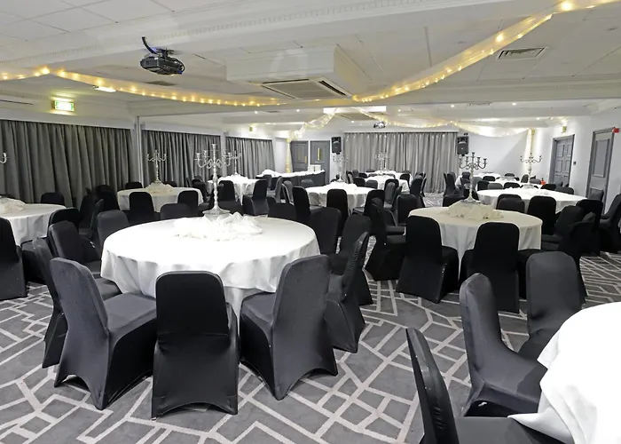 VILLAGE HOTEL NOTTINGHAM